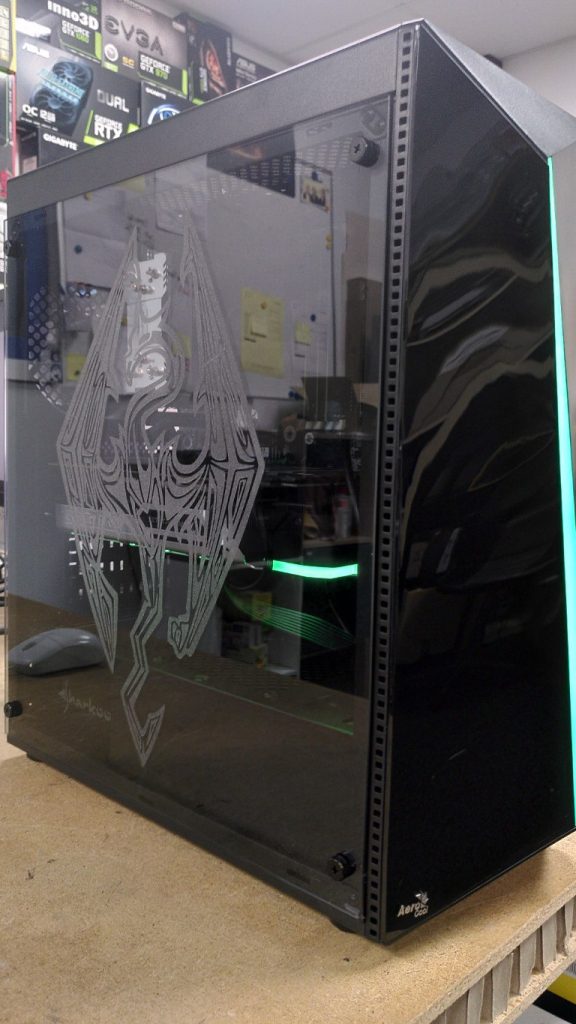 Personnalisation gravure vitre de votre boîtier PC gaming